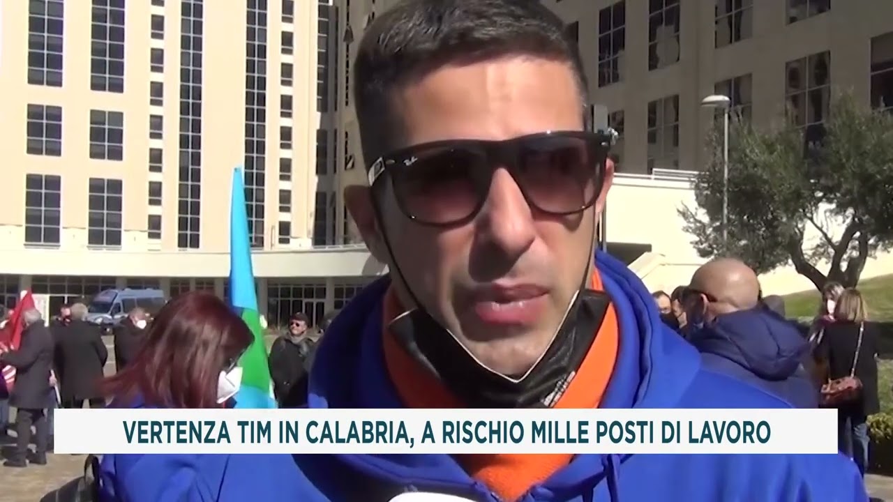 VERTENZA TIM IN CALABRIA, A RISCHIO MILLE POSTI DI LAVORO - Esperia Tv